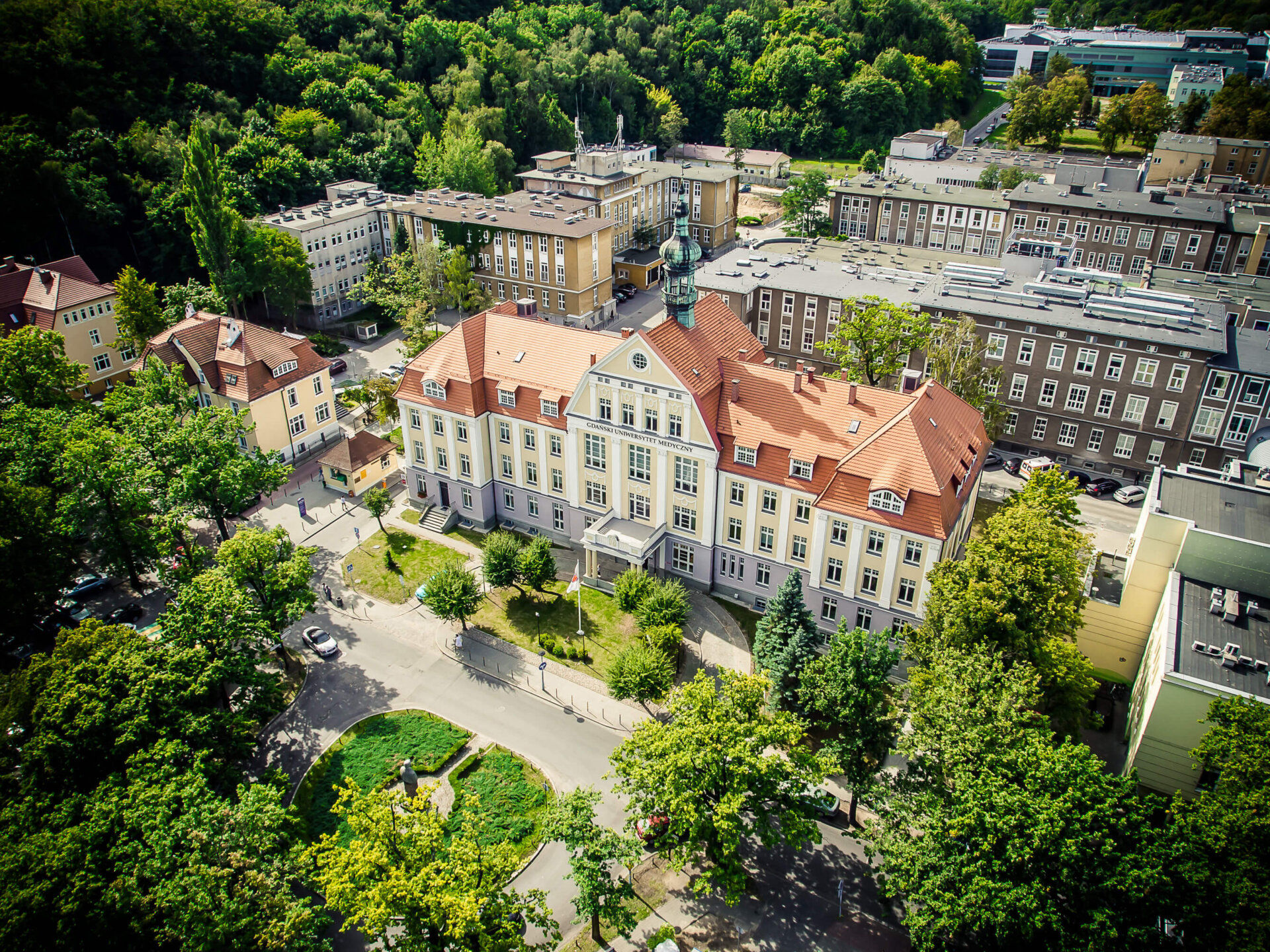 Study Medicine in Poland in English - Medlink Students
