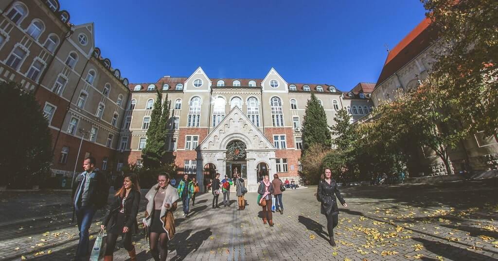University of Pecs - Medlink Students